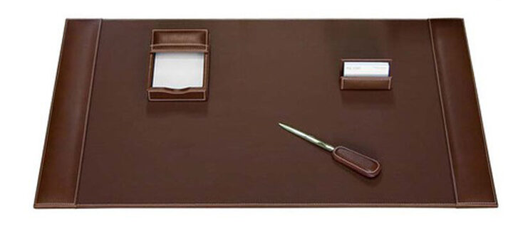 Choosing the Best Writing Surface for Your Desk