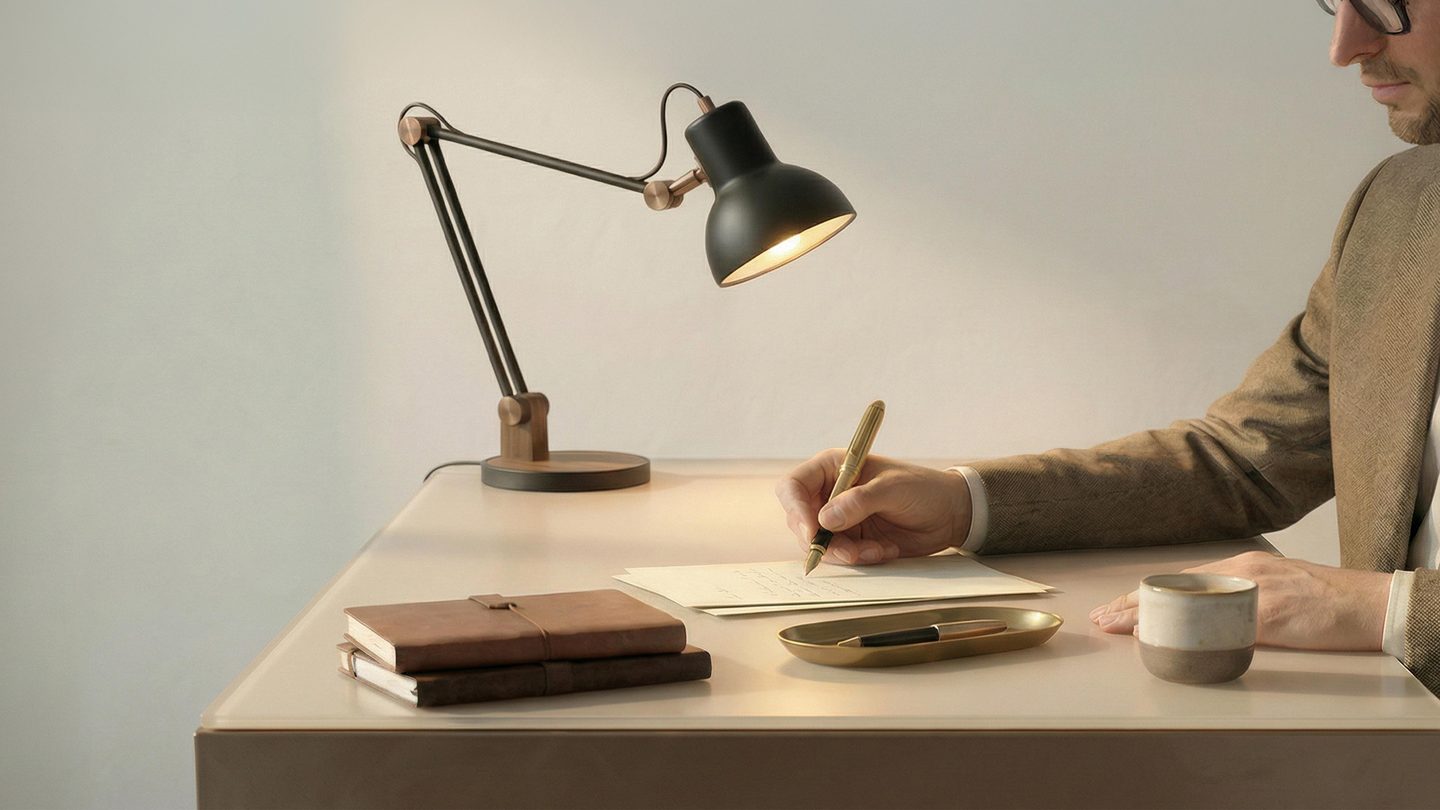 Sequel Studio 6601 Desk | BDI Furniture
